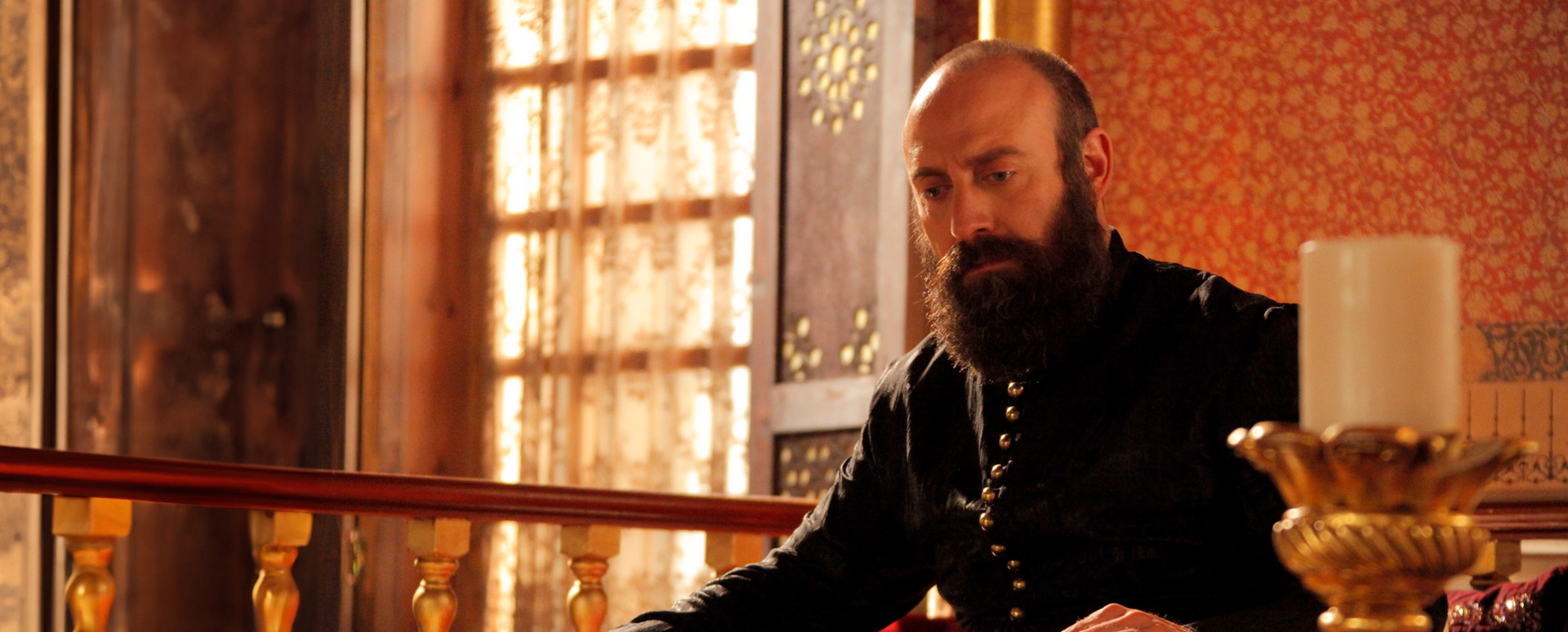 Serialul turcesc Suleyman Magnificul (Muhtesem Yüzyil) e în AntenaPLAY.