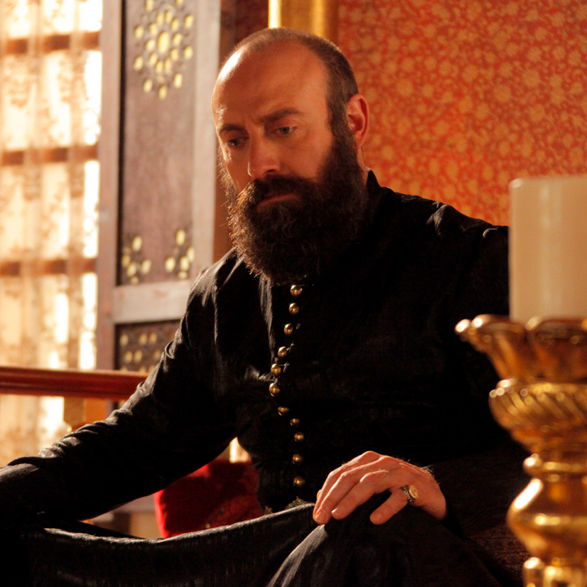 Serialul turcesc Suleyman Magnificul (Muhtesem Yüzyil) e în AntenaPLAY.