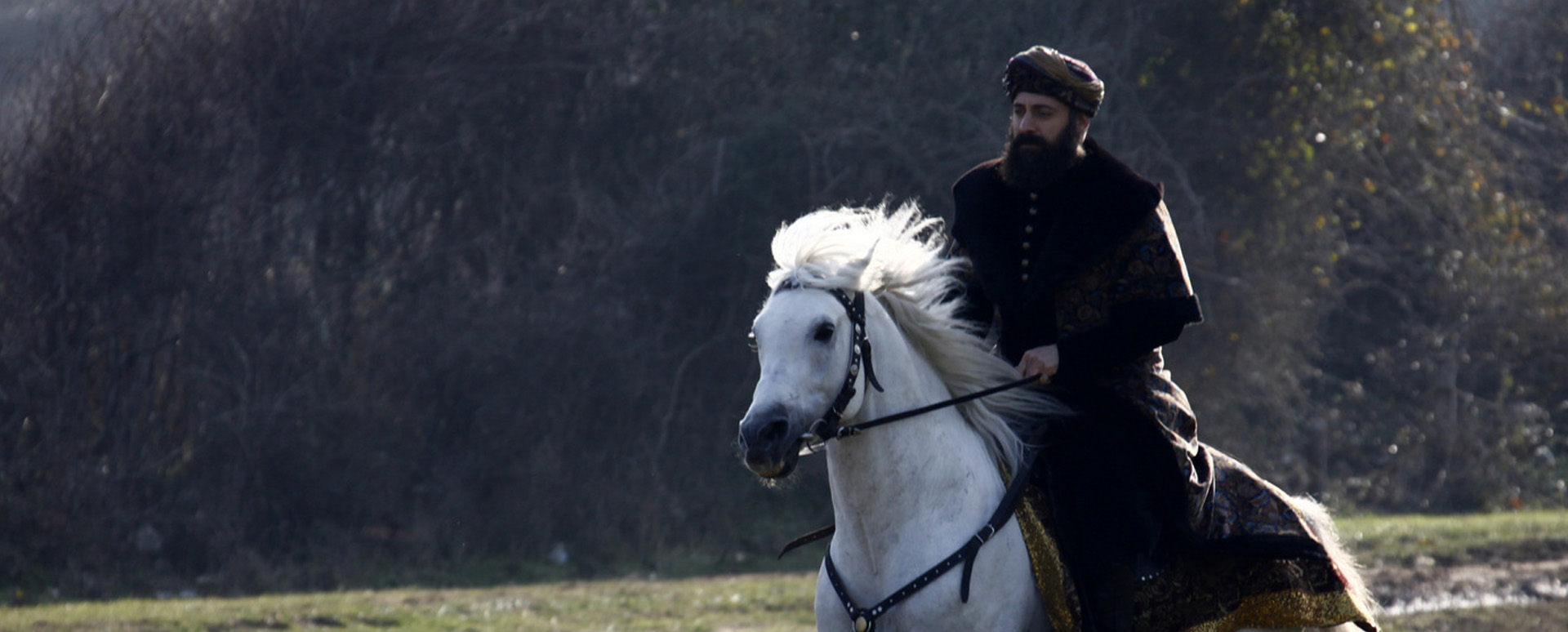 Serialul turcesc Suleyman Magnificul (Muhtesem Yüzyil) e în AntenaPLAY.