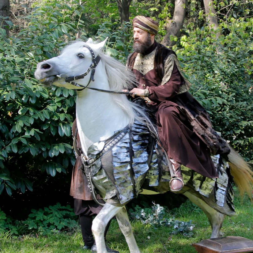 Serialul turcesc Suleyman Magnificul (Muhtesem Yüzyil) e în AntenaPLAY.